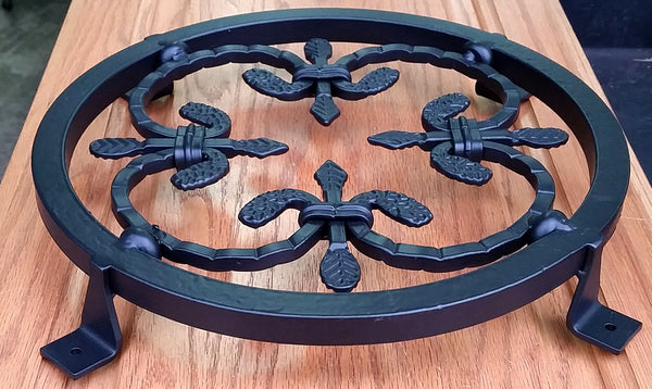 Forged Steel Door and Gate Grille with Inset Decorative Spear Type Ros ...